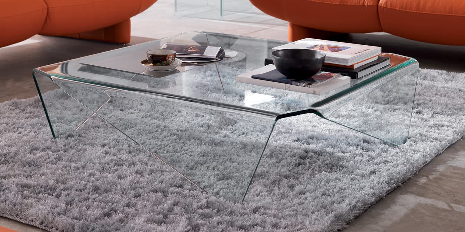 Table basse Chateau d’Ax : l’indispensable du salon design